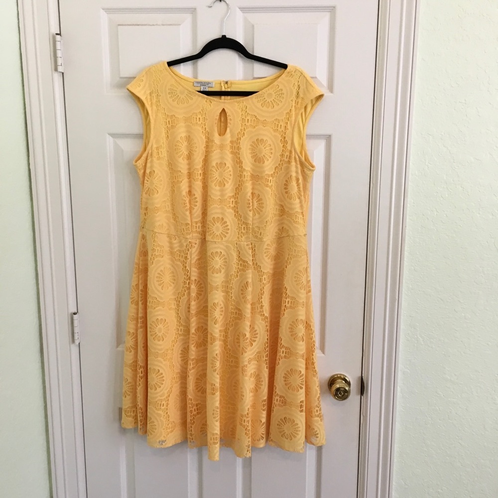London Style Collection Yellow Lace Overlay Dress - Gem